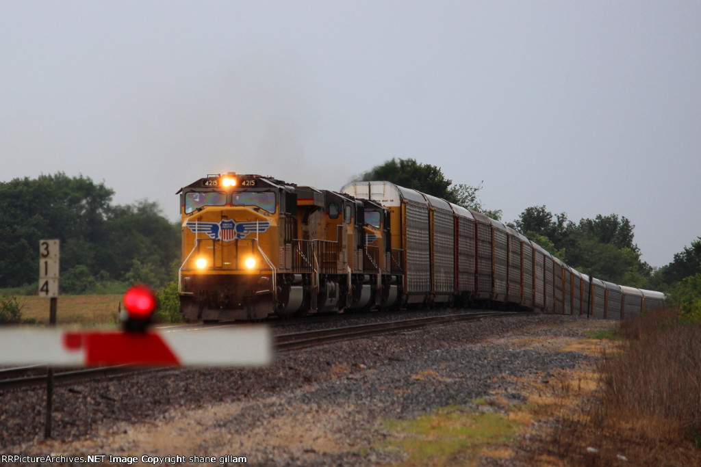 UP 4215 leans with the curves on the bnsf trasncon.